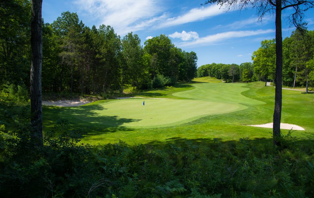 Five Reasons to Play Black Lake Golf Club - Gaylord Golf Mecca
